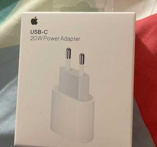 20W USB-C Power Adapter