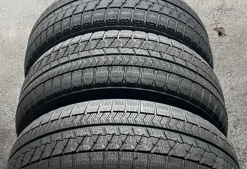 Bridgestone Blizzak VRX 225/60 R17 99S