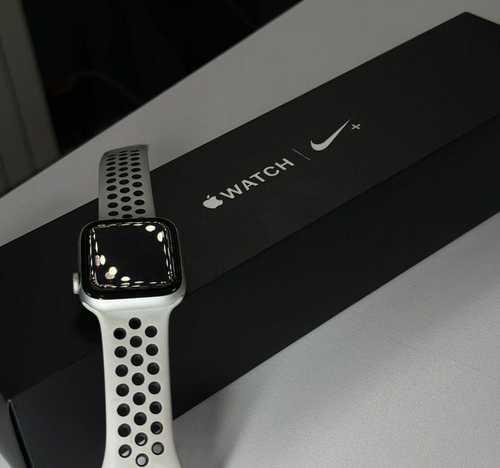 Apple Watch series 4 44mm, Silver