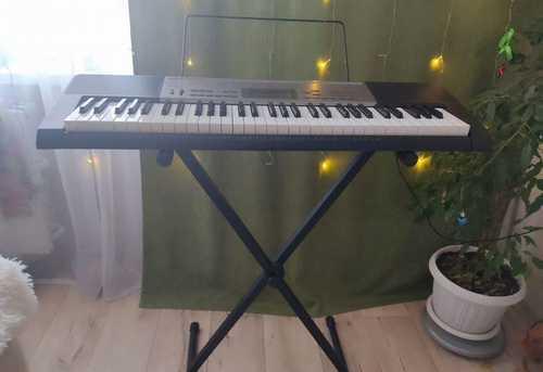 Синтезатор casio LK-240(электро пианино)
