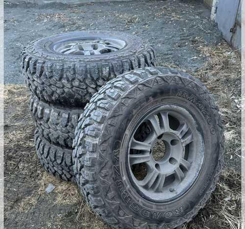 Roadcruza RA3200 M/T 235/75 R15 104Q