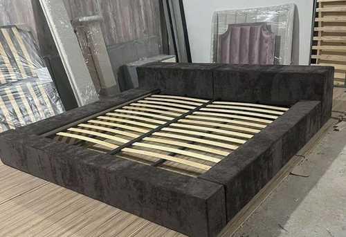 Cubed дизайнерская кровать
