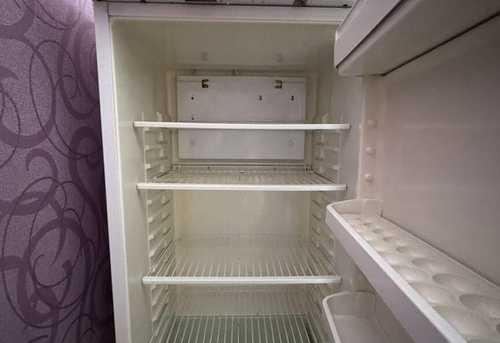 Холодильник бу pozis