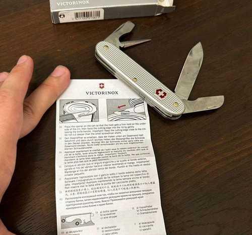 Нож складной Victorinox