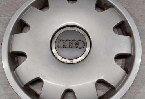 Оригинальный колпак Audi R16