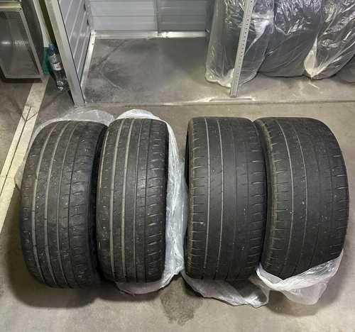 Michelin Pilot Sport 4 S 255/35 R19 и 225/40 R19 93Y