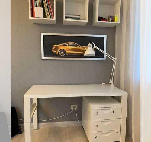 Письменный стол IKEA
