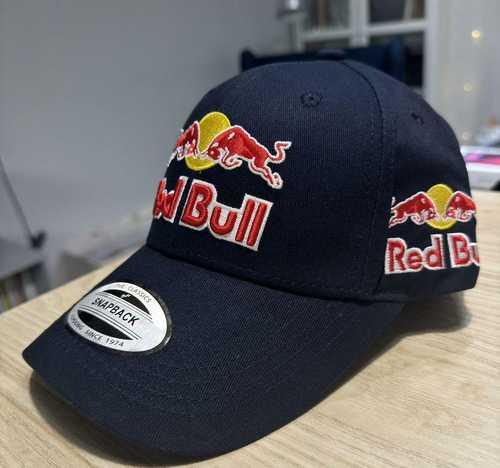 Бейсболка Red Bull