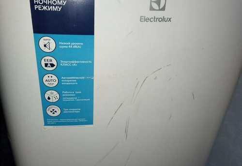 Мобильный кондиционер Electrolux eacn-11CL/N3