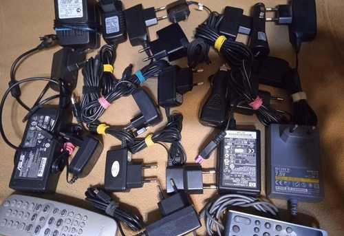 Зарядное устройства разные кабели и адаптеры