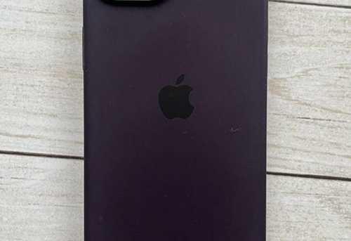 Чехол на iPhone 13 и 14 фиолетовый с MagSafe
