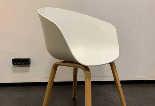Дизайнерский стул Hay About A Chair AAC22 белый