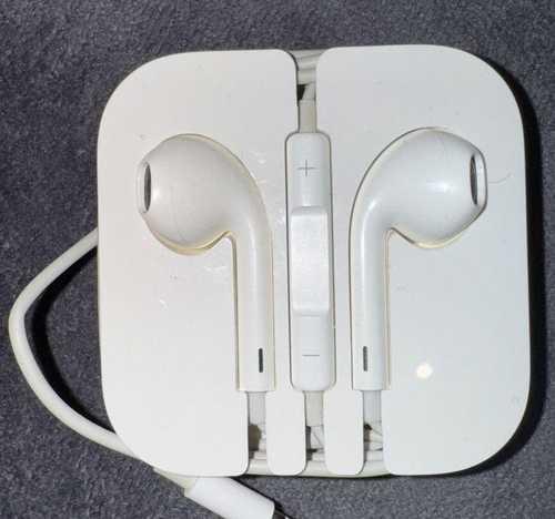 Наушники apple earpods