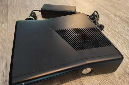 Xbox 360 Slim freeboot 250Gb как новый, гарантия