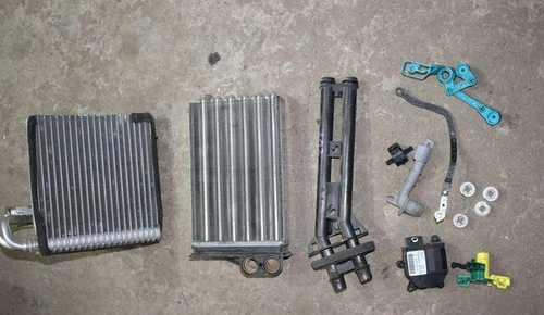 Комплект радиаторов и комплектующие Peugeot 207