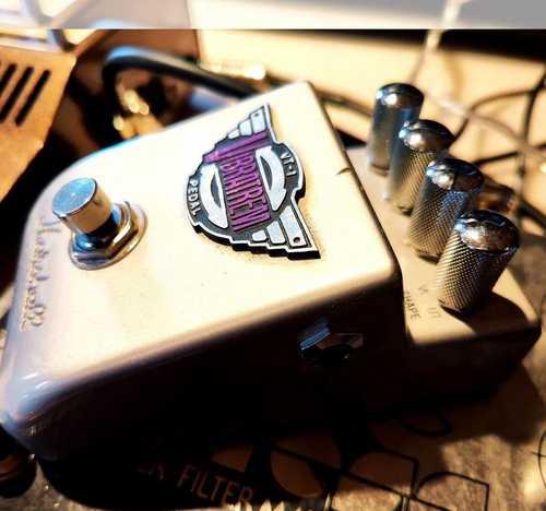 Тремоло и вибрато marshall Vibratrem VT-1