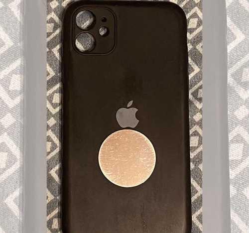 Чехол на iPhone 11