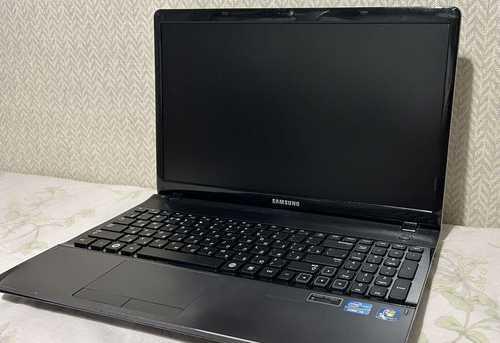 15.6" Samsung NP-300E5C, 256 ГБ, Core i3-2310M, RAM 4 ГБ, GeForce GT 620M 1 ГБ