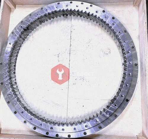 Поворотный круг R130LC-3 81E3-10010