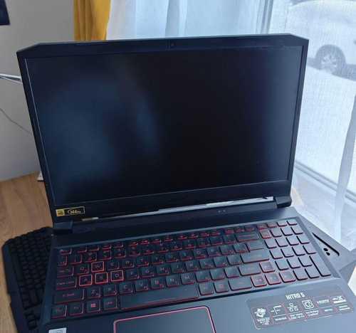 Игровой ноутбук Acer nitro 5