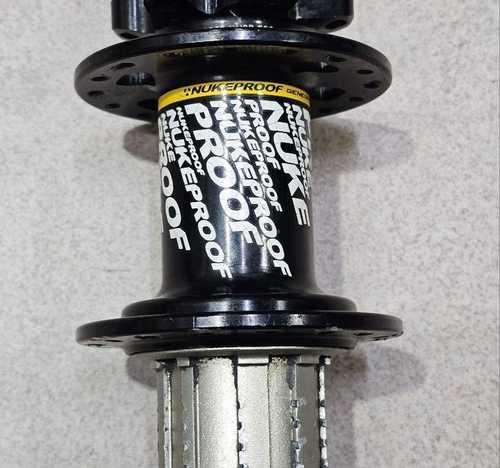 Втулка задняя Nukeproof Generator