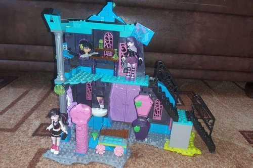 Lego monster hight