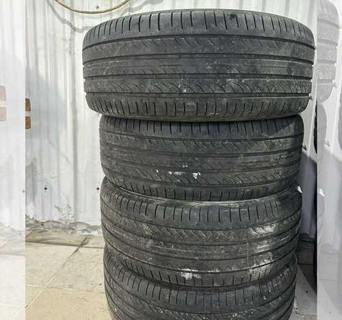 Pirelli Powergy 235/55 R17 103Y