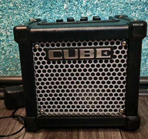 Комбоусилитель roland micro cube gx