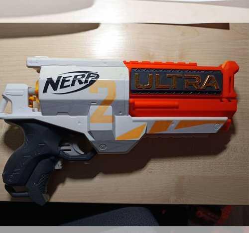 Бластер Nerf с автоматической подачей