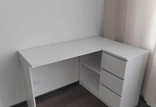 Угловой компьютерный стол в стиле IKEA