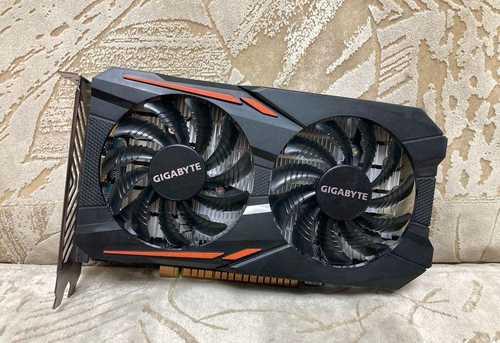 Gigabyte GTX 1050 2Gb Ddr5/GT 1030 2Gb/RX 550 4Gb