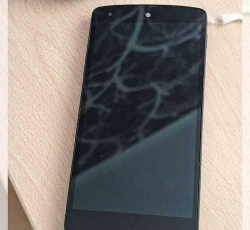 Телефон LG Nexus 5, 16Gb