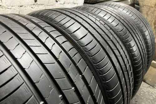 Kumho Ecsta HS51 235/45 R18