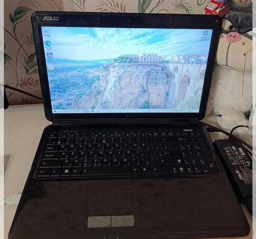 Ноутбук asus k50ij 4gb Celeron T3100 1.9 GHz