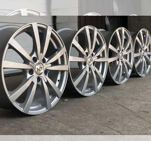 Литыe диски 17 5x112 Мерседес