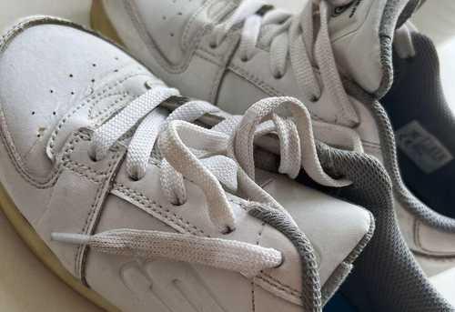 Кроссовки Skechers со светящейся подошвой