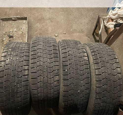 Dunlop DSX-2 215/60 R16 95Q