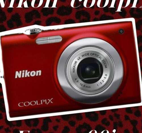 Мыльница nikon coolpix красная