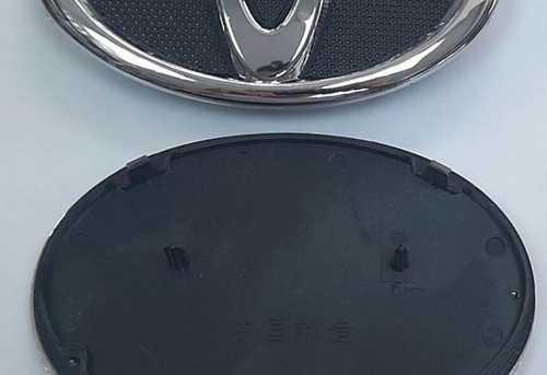 Эмблема Toyota Corolla Camry