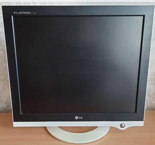 Продам монитор 17" LG Flatron L17NB-2 1280x1024