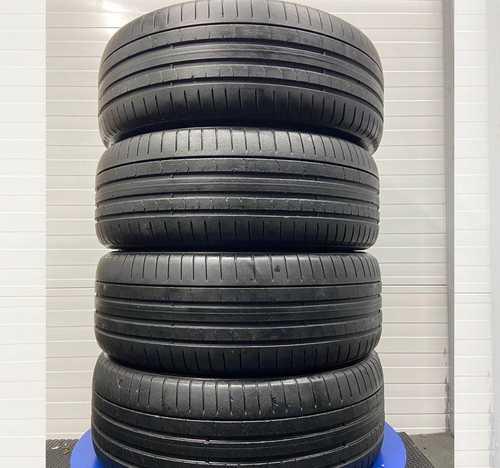 Pirelli P Zero PZ4 225/45 R19 96Y