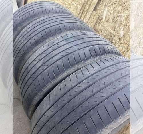 Bridgestone Alenza 001 235/55 R19 101V