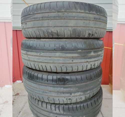 Viatti Strada Asimmetrico 185/70 R14