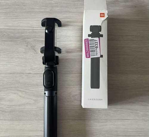 Монопод Xiaomi Mi Bluetooth Selfie Stick Tripod