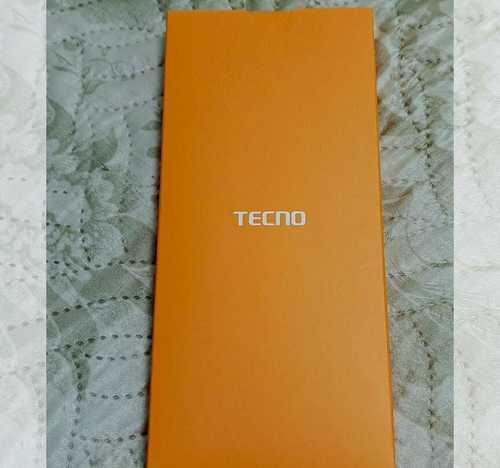 Чехол на tecno spark 20 pro  