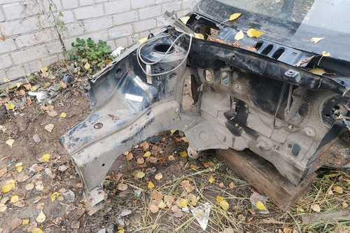 Четверть передняя правая на LADA Kalina 2,Granta