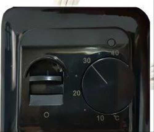 Терморегулятор черный для теплого пола 70.26