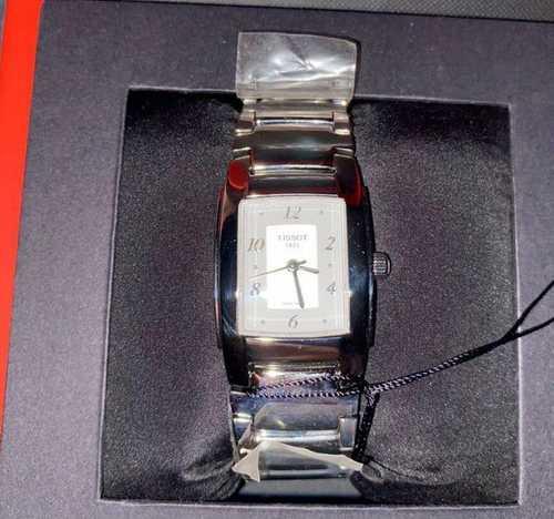 Часы наручные женские tissot