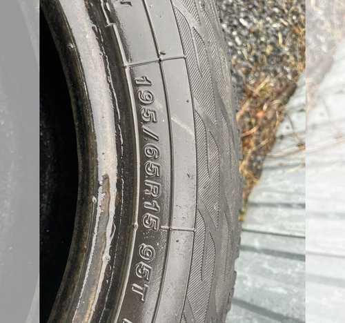 Yokohama Ice Guard Stud IG55 195/65 R15 95T