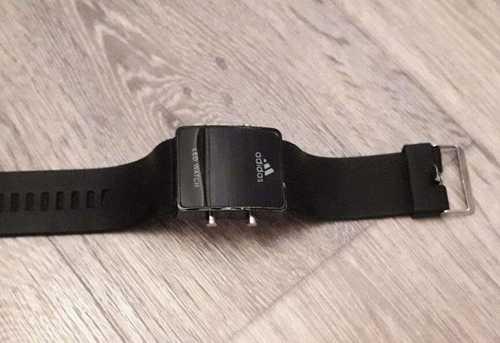 Часы adidas и фитнес-браслет Xiaomi Mi band 4